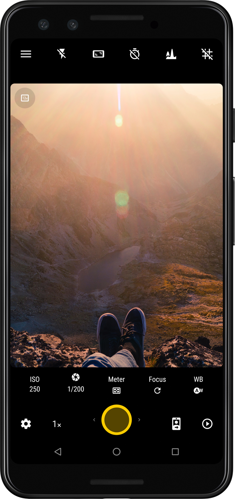 Discover a new experience in mobile photography - Camera FV-5